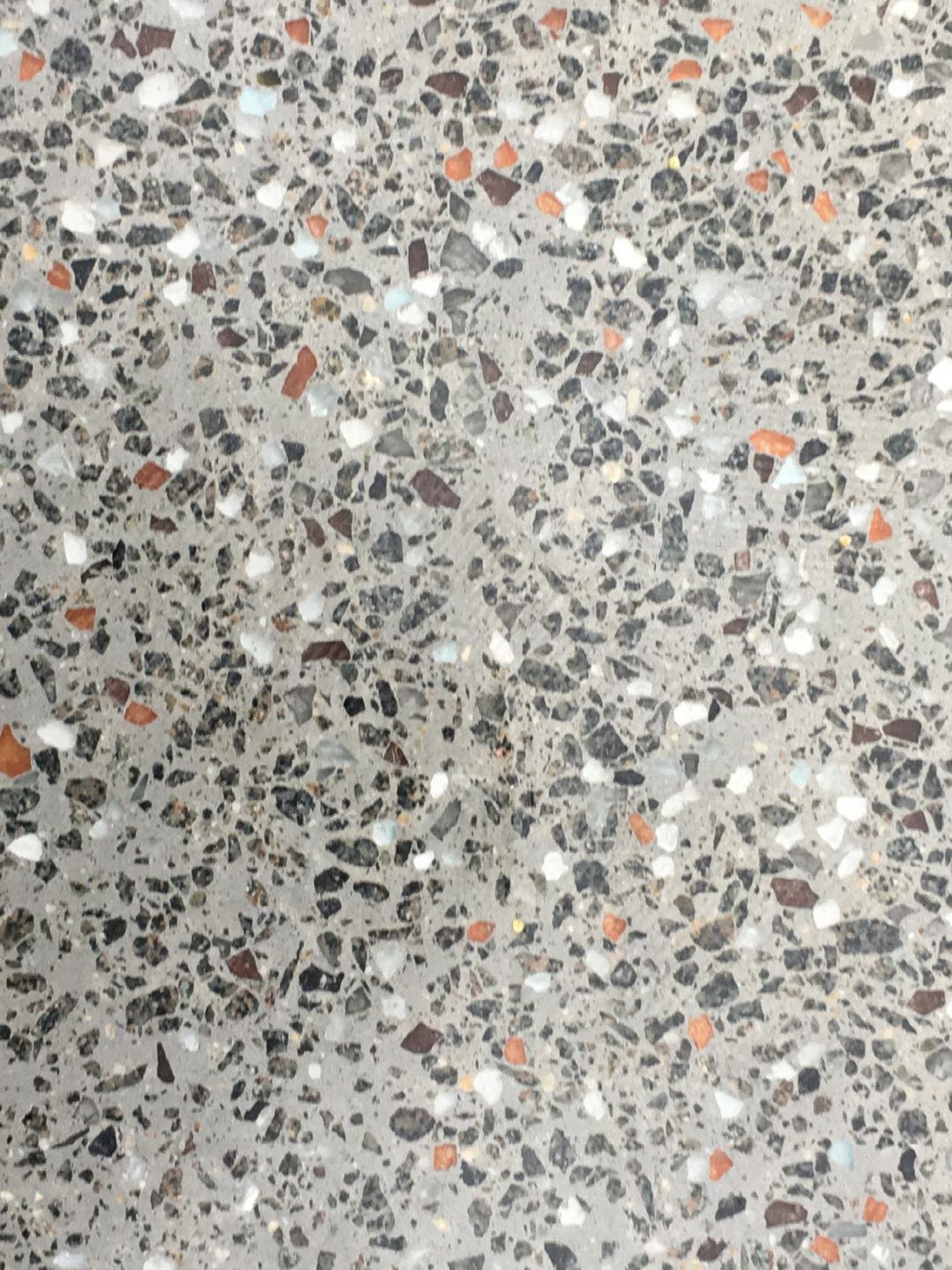 Applying glass to concrete - Schneppa Recycled Crushed Glass